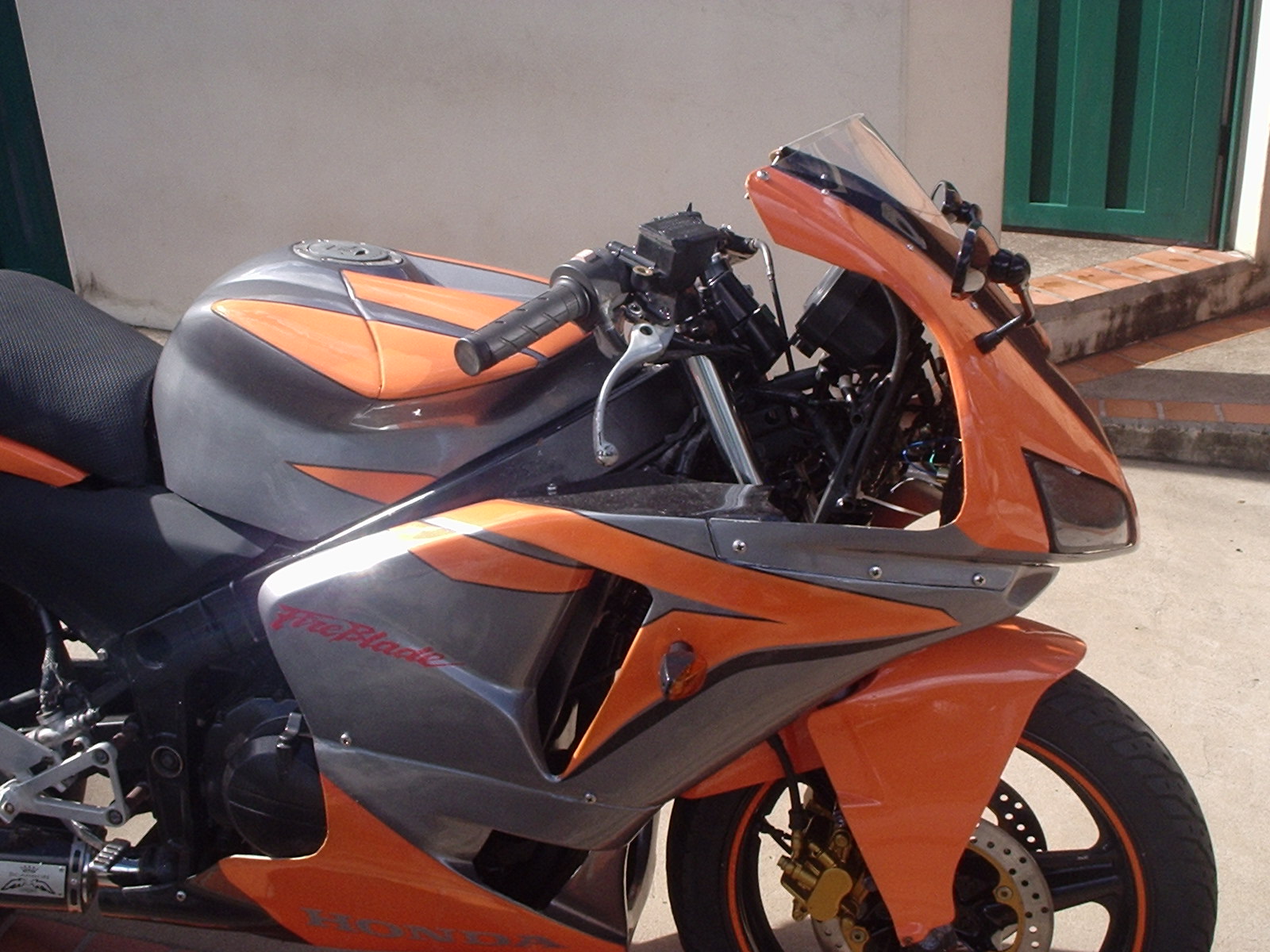 .: CBR 450 sr 82 - Modificada - Cinderela Heavy Metal