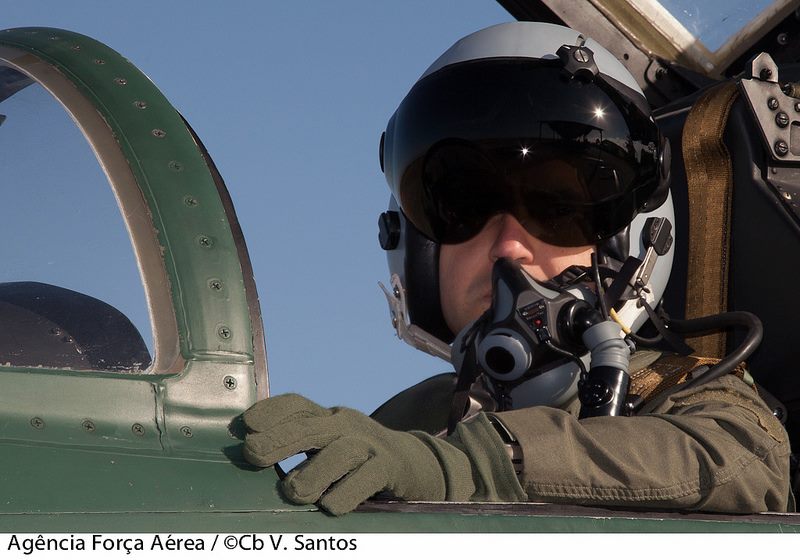 OPERAÇÃO LAÇADOR - BRASIL (M1162 - 258PM/2013) ~ PÁSSARO DE FERRO