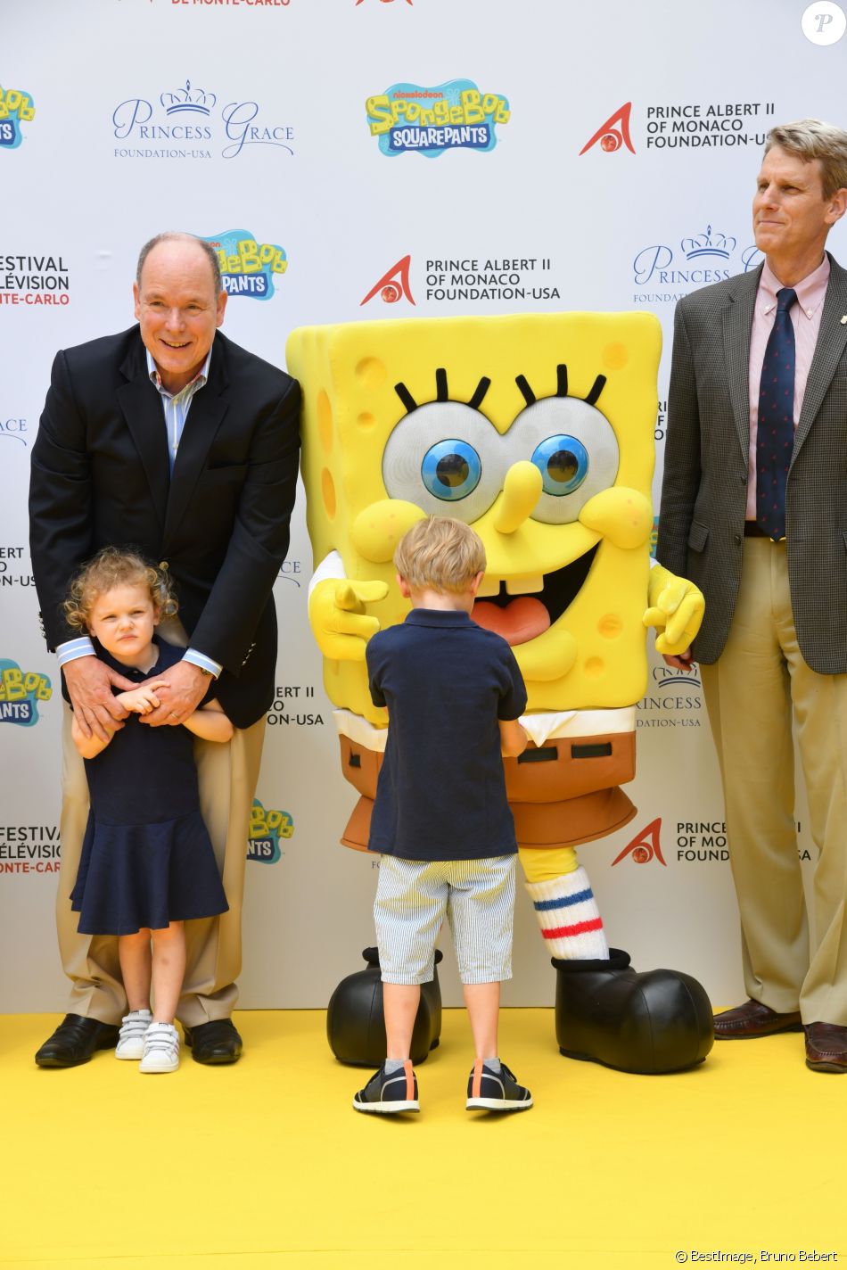 NickALive!: By Royal Appointment: SpongeBob SquarePants and Patrick ...