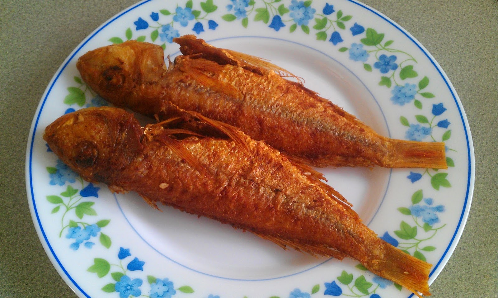 Wada DCute: IKAN KERISI TIGA RASA KAK WADA