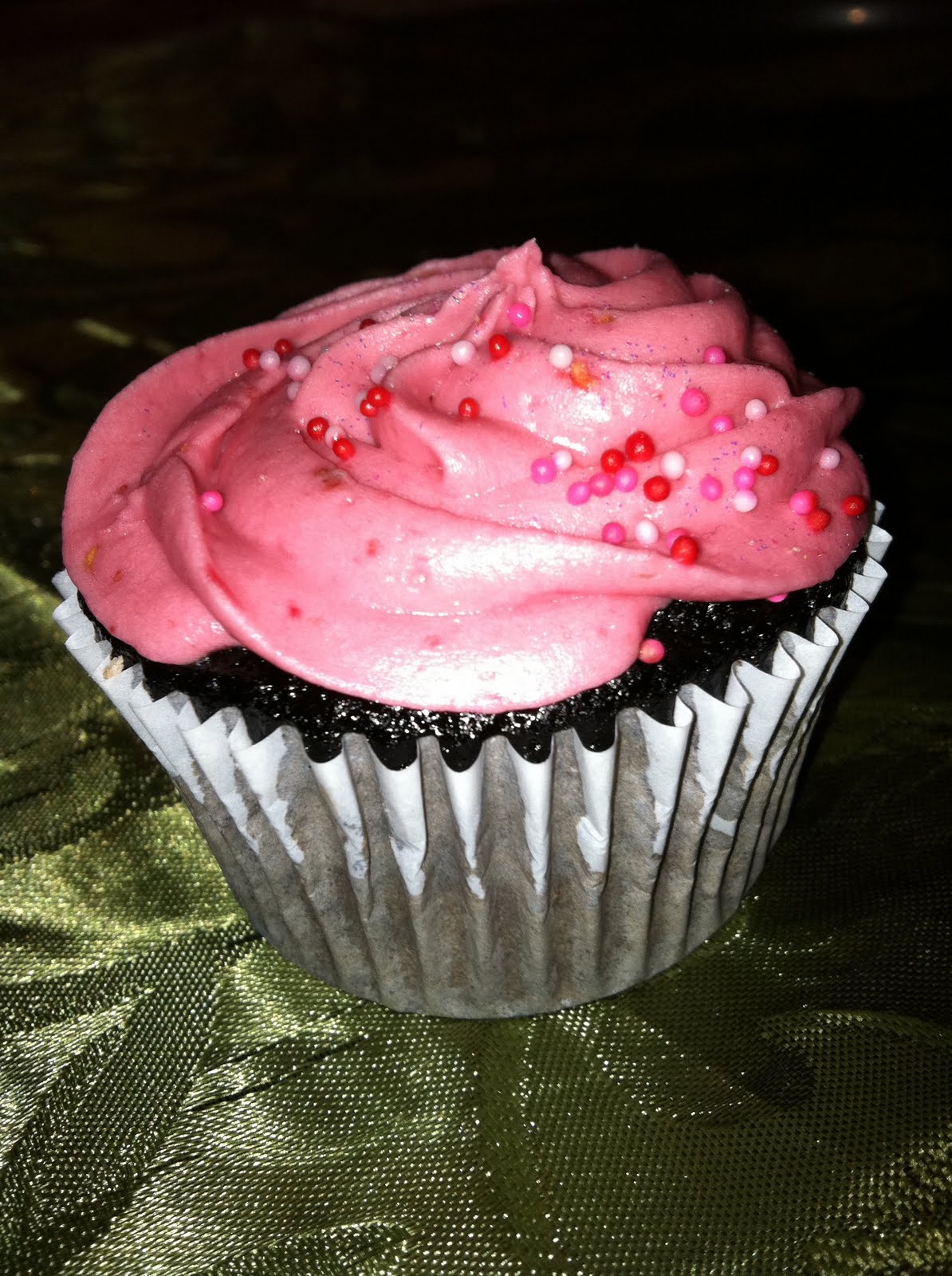 trinkette cupcakes: Happy February Birthdays