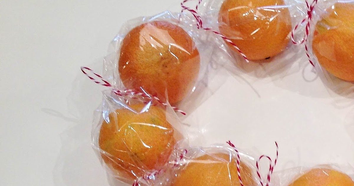 It's Written on the Wall: Neighbor Christmas Gift Idea: Give Oranges ...