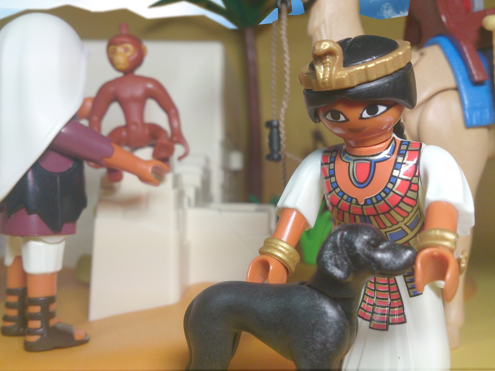 Wensusworld: Hafida: Capítulo 1 - De nuevo en casa