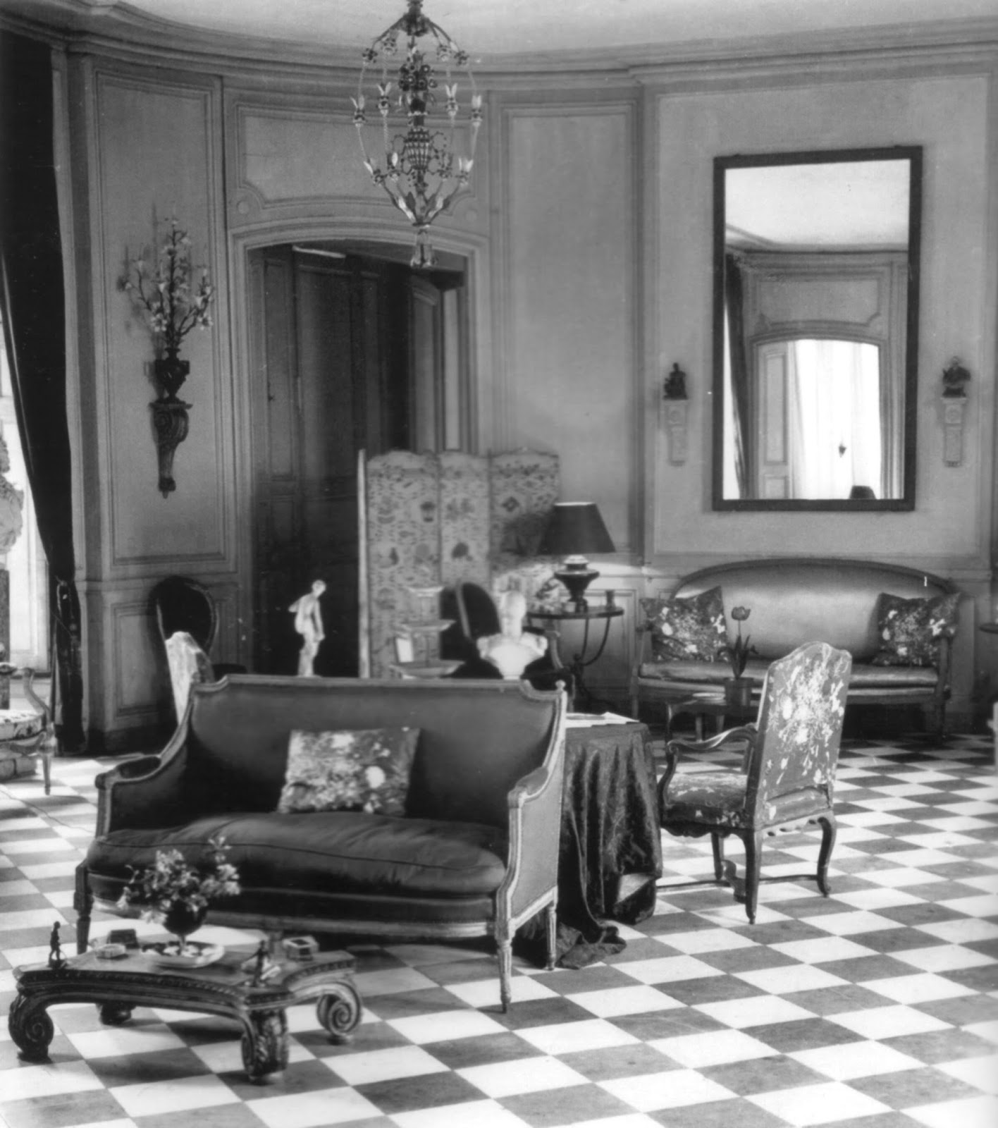 The Blue Remembered Hills™: George Stacey and the Creation of American Chic