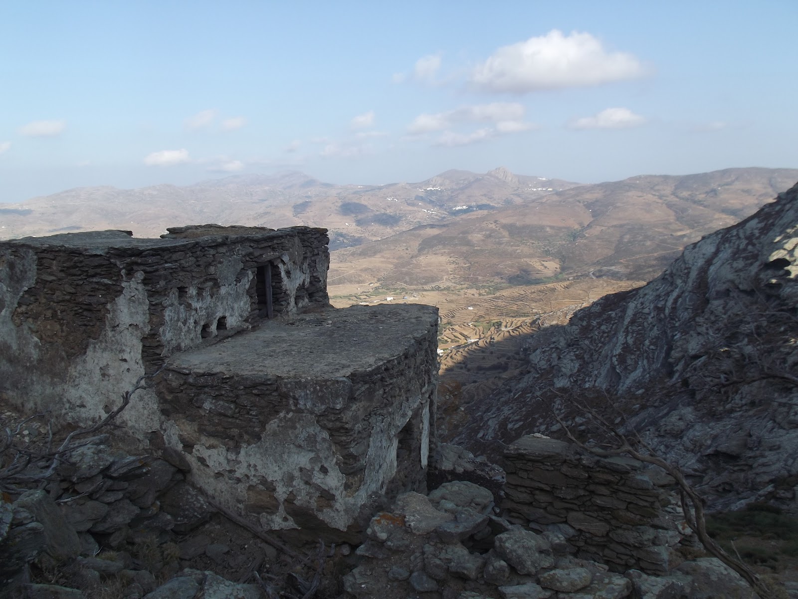 Στου Καβάση, στα Μπουρμπουνάδικα