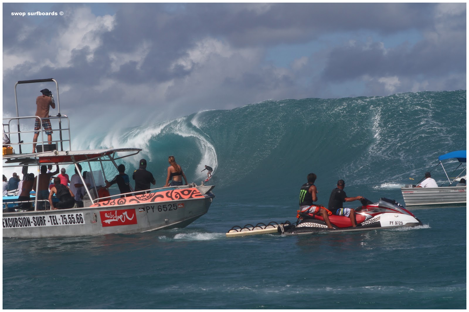 swop surfboards: RED CODE TEAHUPOO 14 MAY 2013