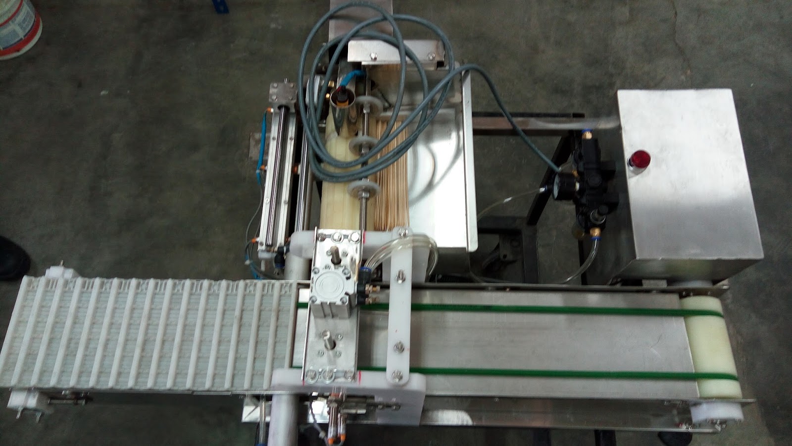 Satay/ Satay Skewering Machine. - PEMBEKAL MESIN MAKANAN MURAH INDUSTRI IKS