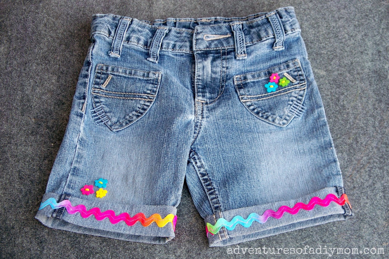 Cuffed Shorts with Ribbon and Buttons - Cut off Jean Shorts ...