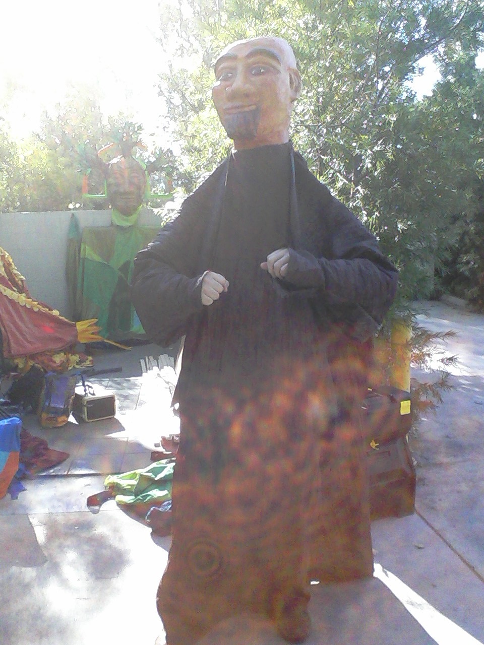 LeahNOlbrich: Large-Scale Puppet Workshop