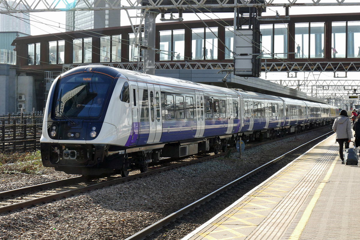 UK Trainlog: 345010 Class 345 TFL Rail