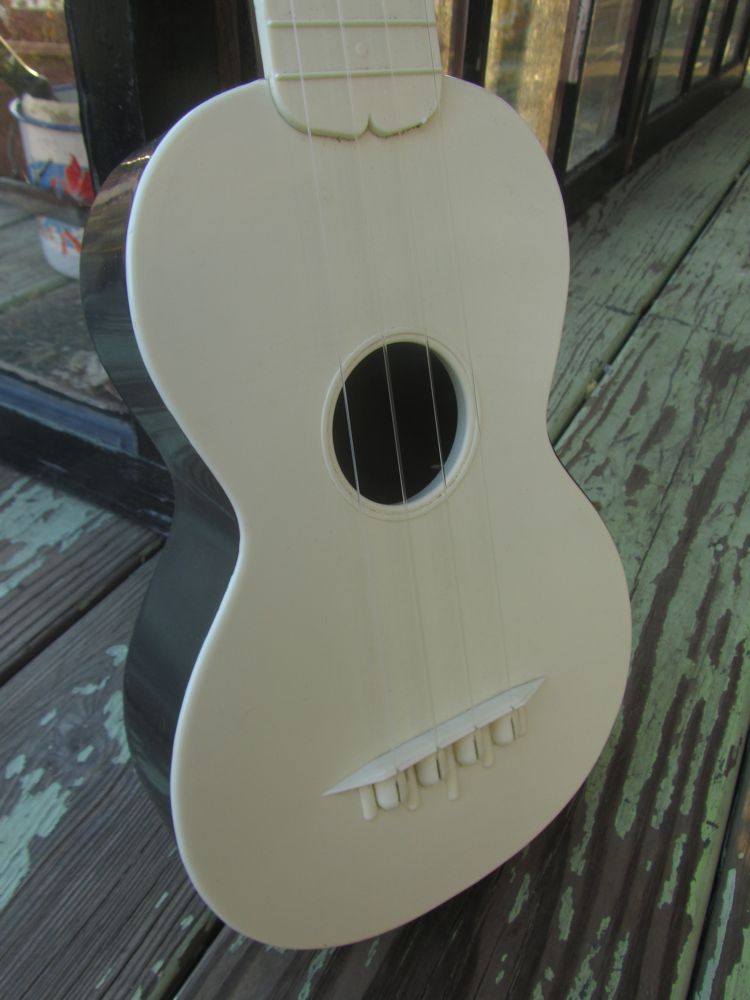 c.1950 Mastro "TV Pal" Plastic Ukulele