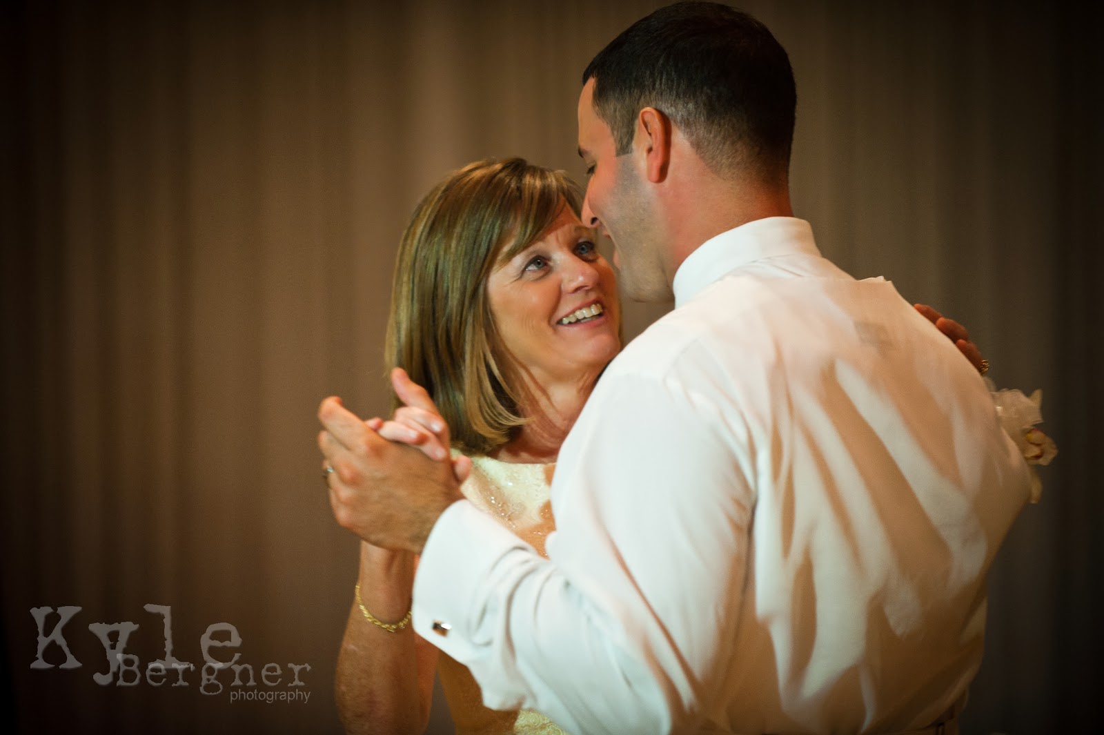 Kyle Bergner Photography: MOMENTS! We Love Mom