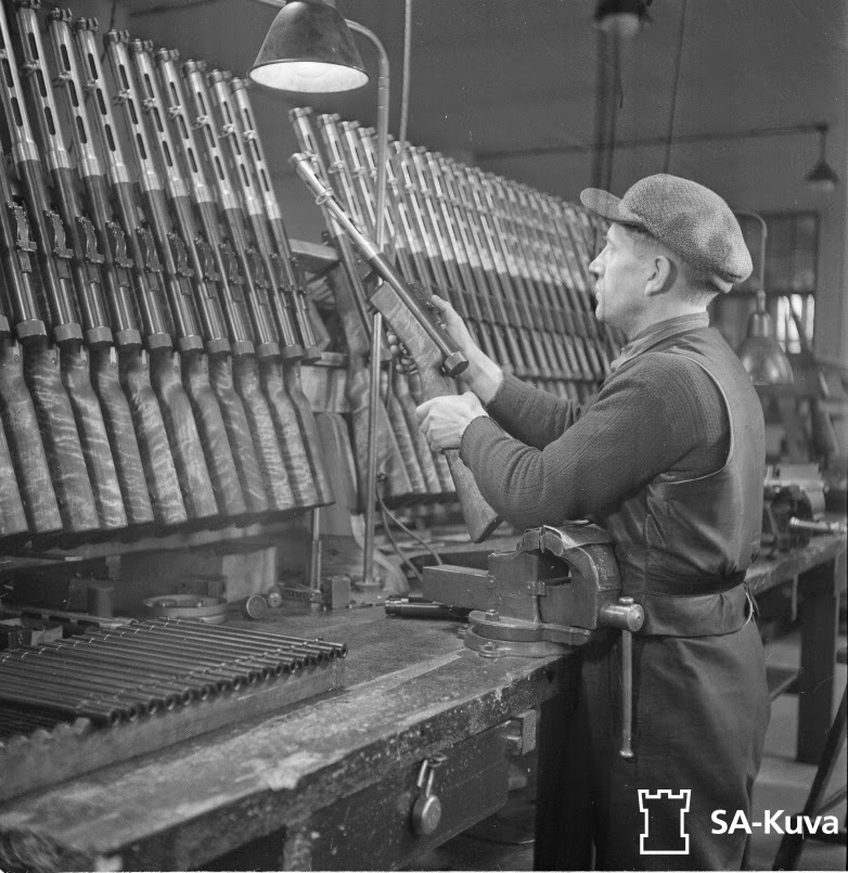 Armed (But Not Dangerous): Heavy Metal: The Suomi KP/31