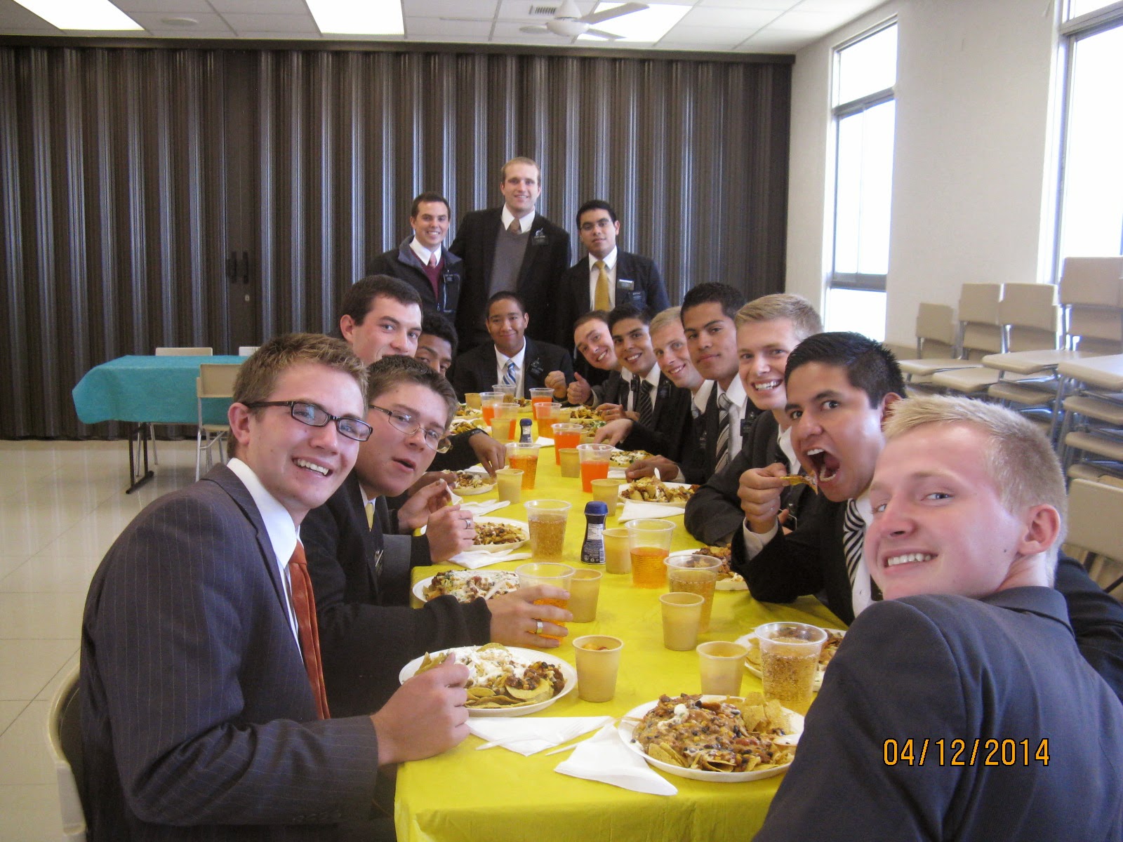 The Warnes in the Chile Rancagua Mission: Let's feed the missionaries