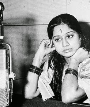 Manjula Hot Bikini Image Gallery, Images, Photos, Pics - Cinemagigs