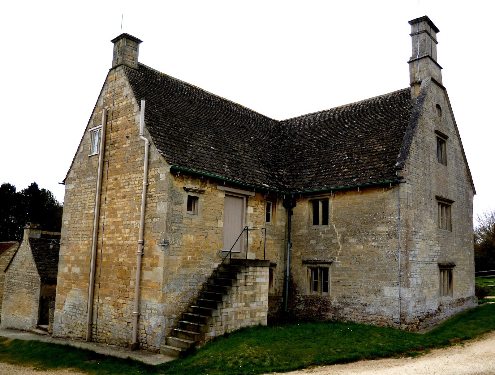 Dr Tony Shaw: Isaac Newton in Woolsthorpe-by-Colsterworth, Lincolnshire