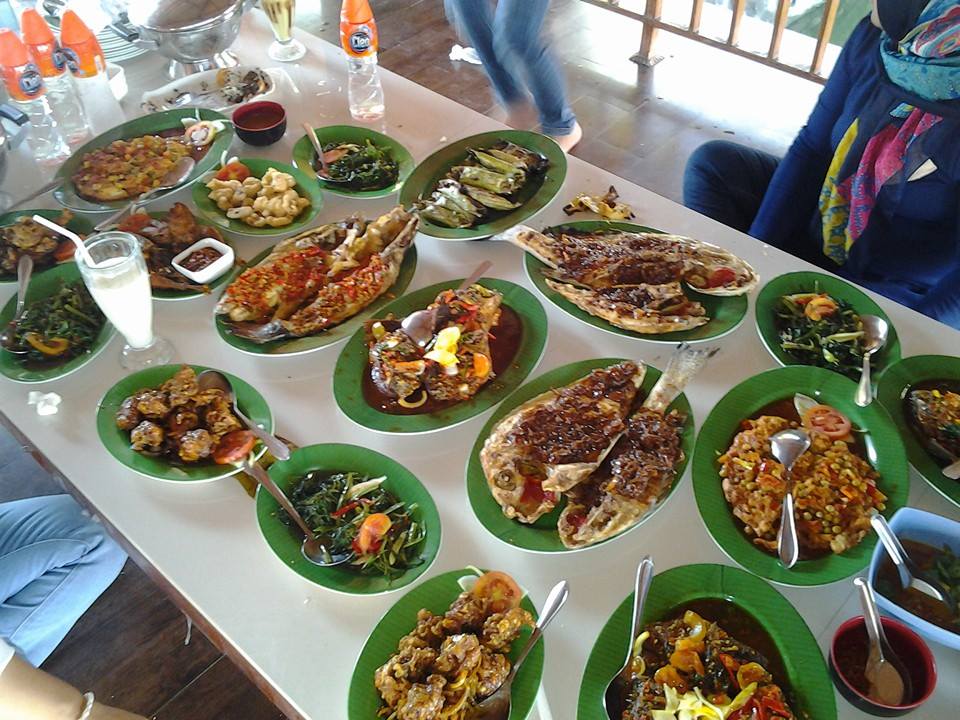 Mau Rezeki Berkah? Bersyukurlah Atas Makanan Kita!