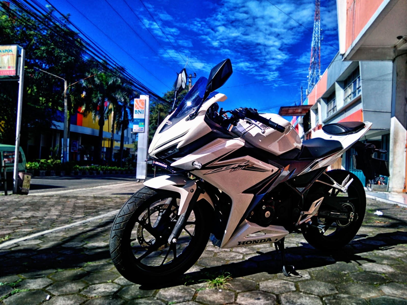 RECOMMEND WINDSHIELD VISOR V4 ALL NEW CBR 150R FACELIFT REVOLUTION ...