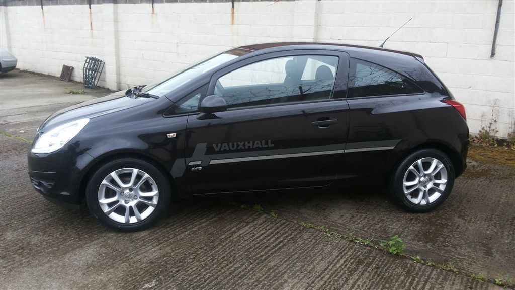 The Green I Signs Blog: Vauxhall corsa stripes