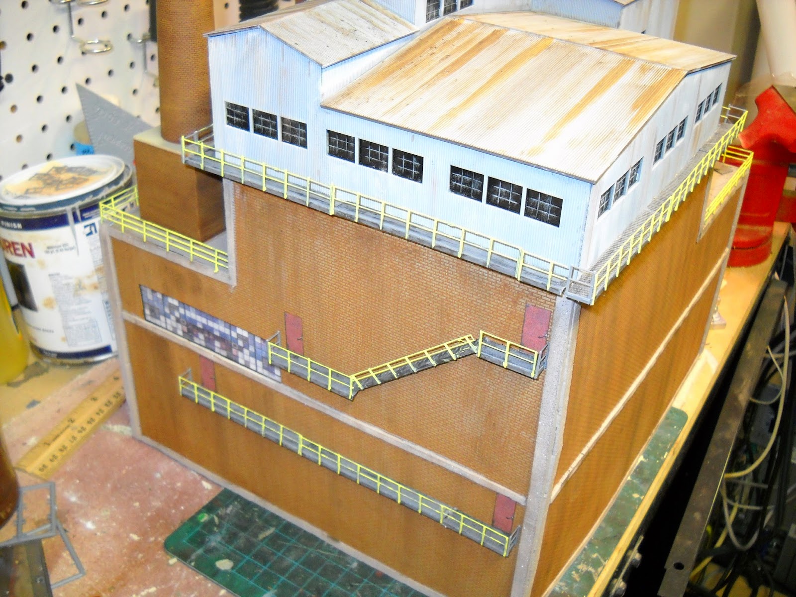 HO Scale power plant