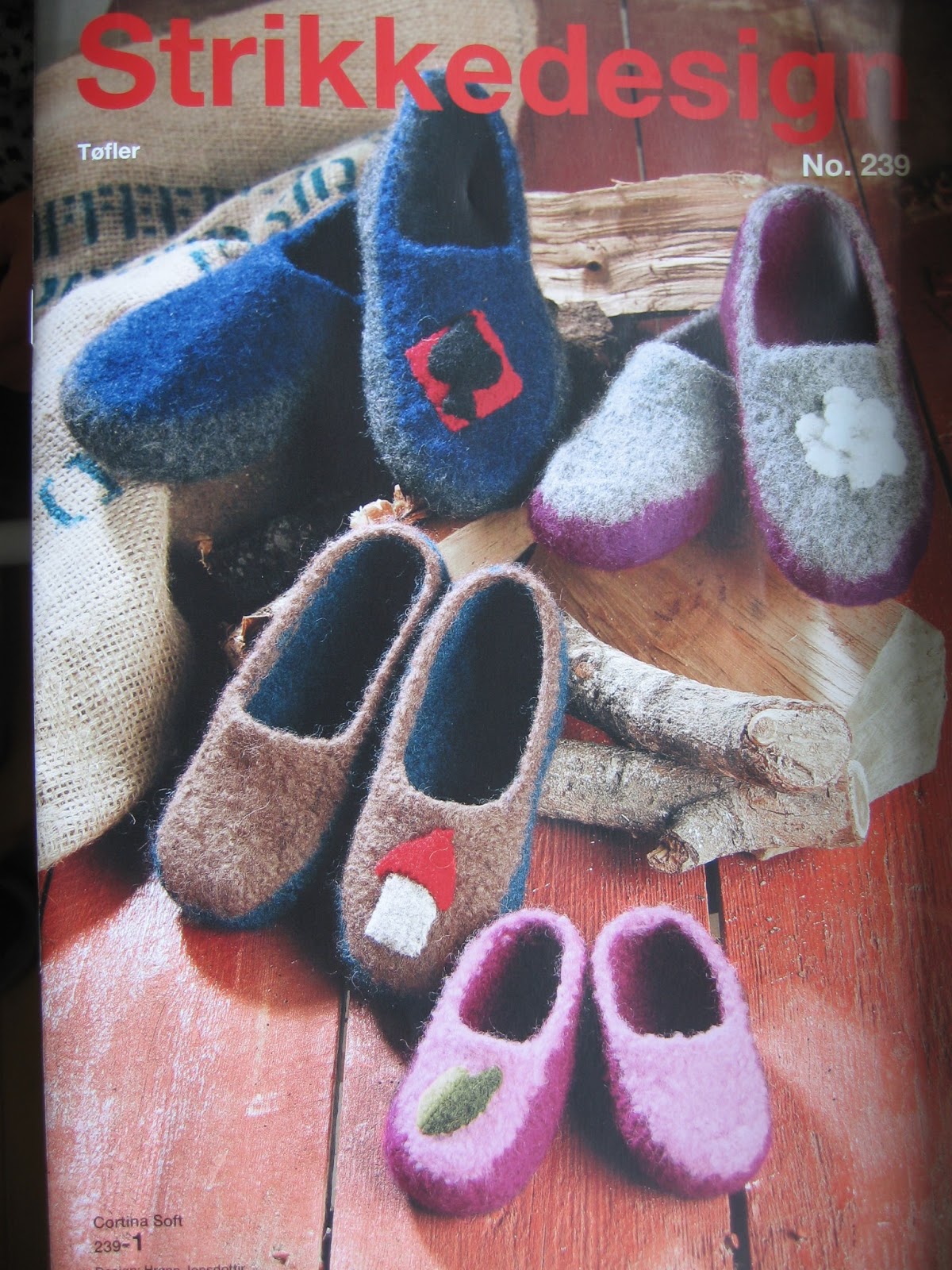 StrikkeFeline: Tova labber