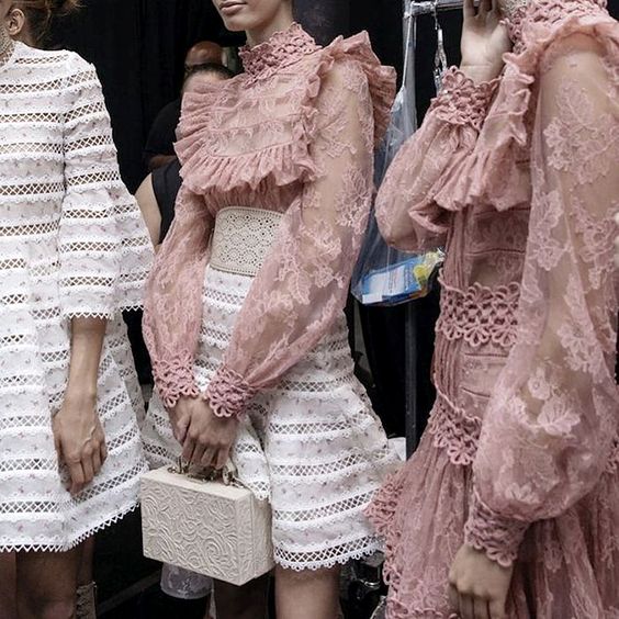 S in Fashion Avenue: FRILLS & RUFFLES