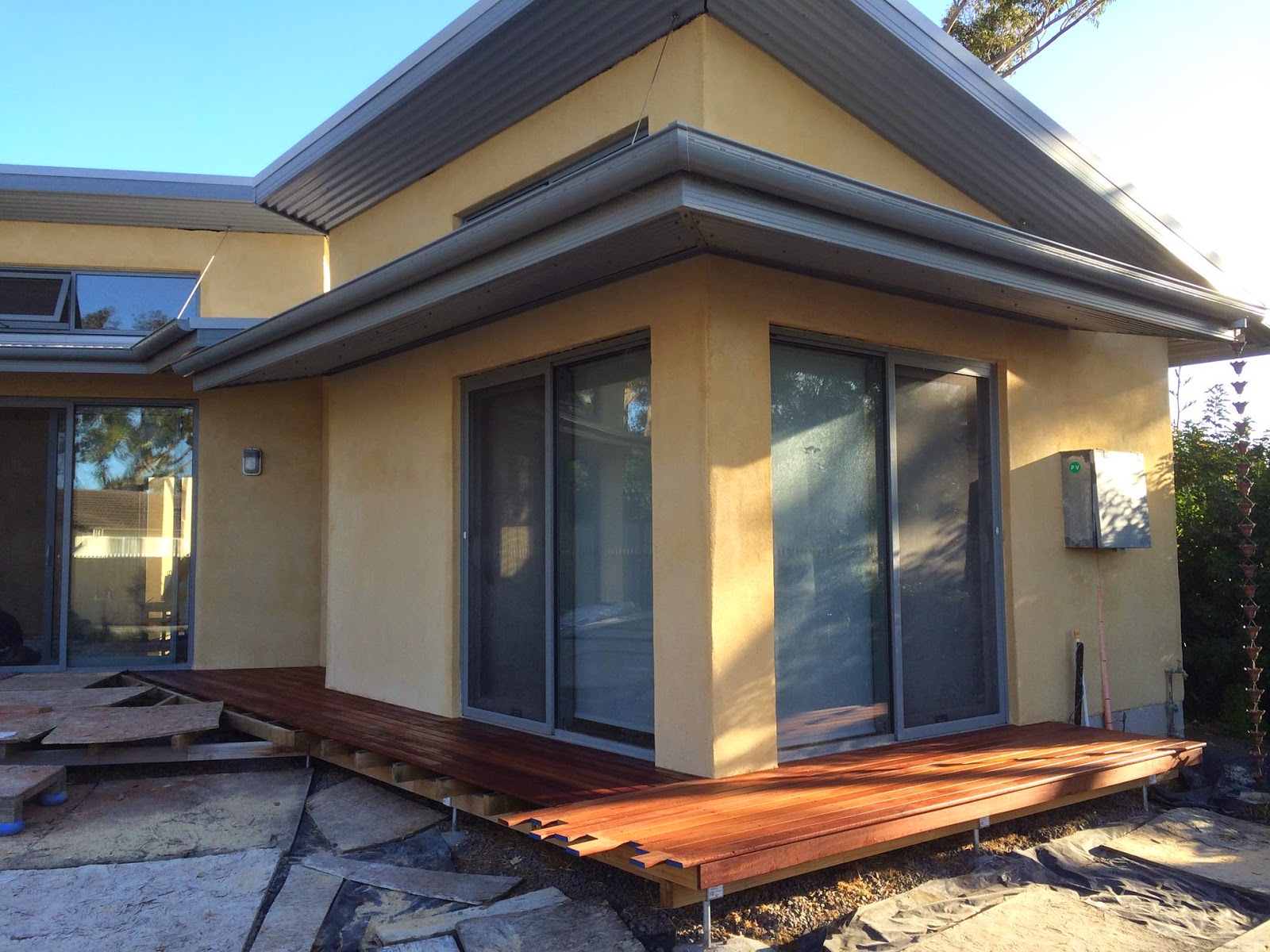 Culburra Hemp House: Decks Finished
