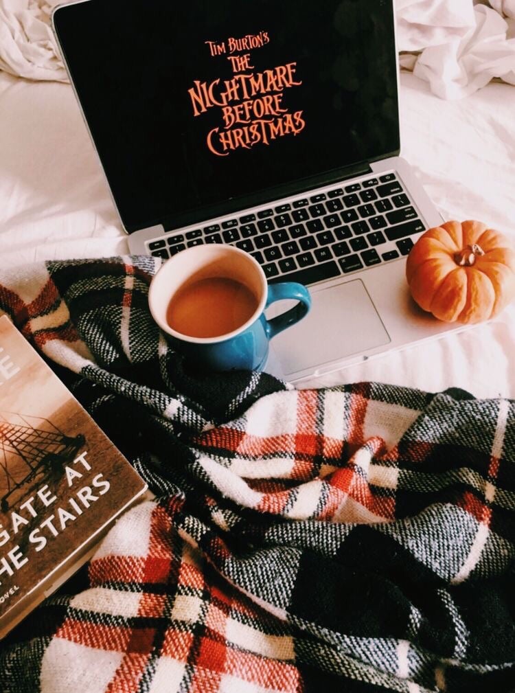 Fall Night Routine (Cozy) | Blogtober Day 4 - Makeup by Dawn