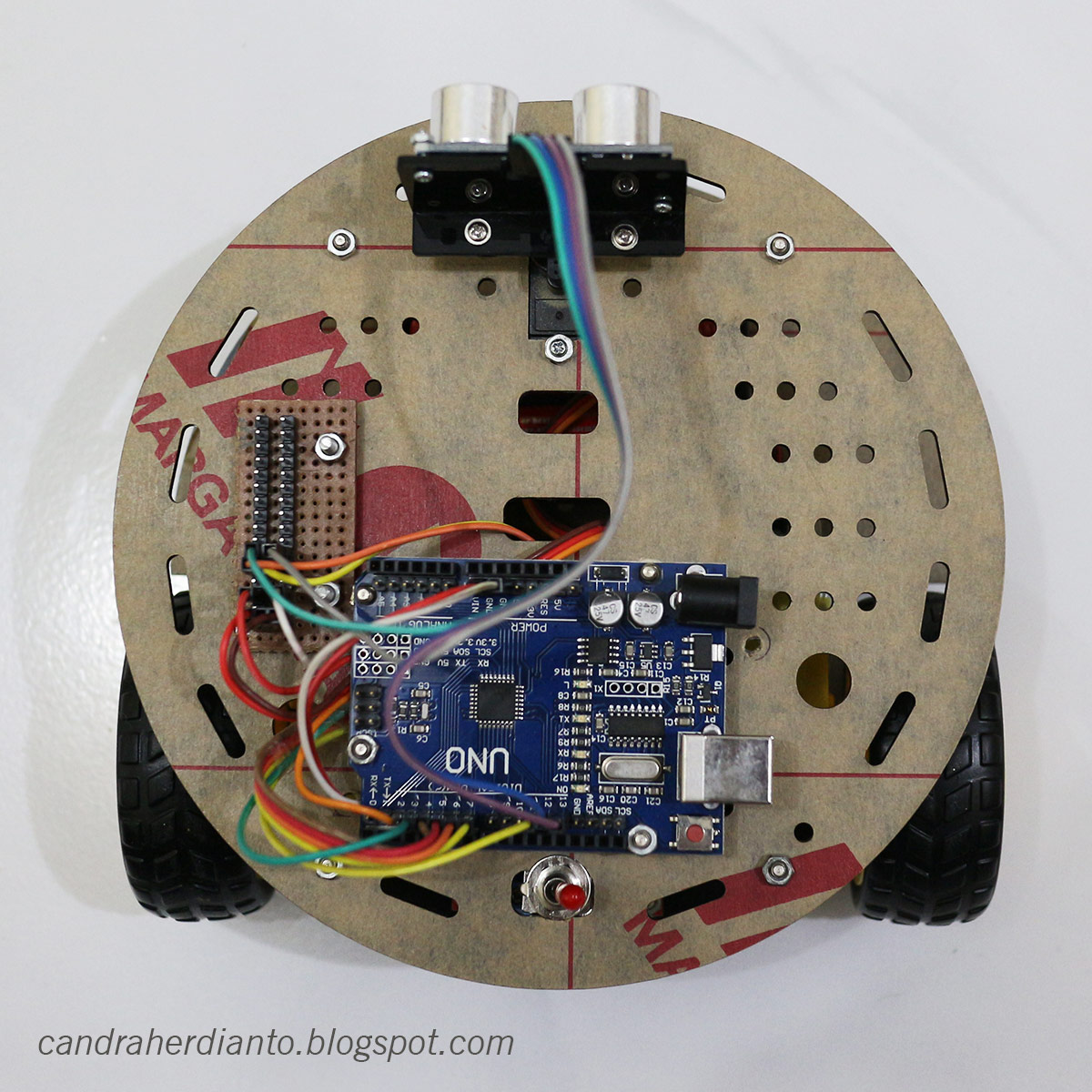Membuat Robot Beroda Berbasis Arduino - Bagian 1