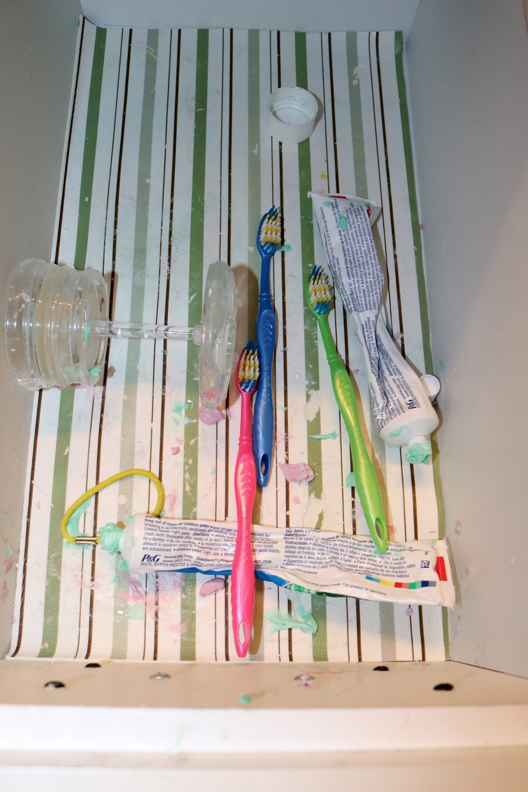 Bolling With 5: The Toothpaste Monster Will Be Caught!