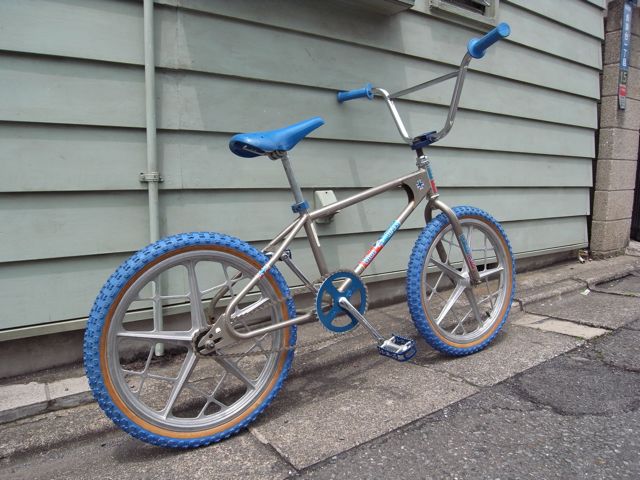 SCREAMIN' WEEKLY: 1982 BMX PRODUCTS INC BLUE MAX 『 PARTS OUT