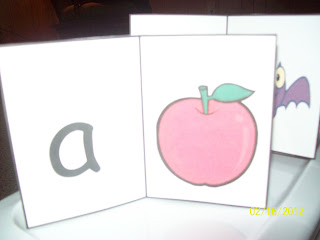 Classroom Freebies Too: ABC letter sound cards!
