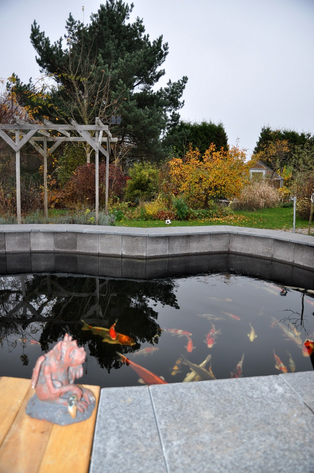 Lydias Gröna Fingrar: Dammen