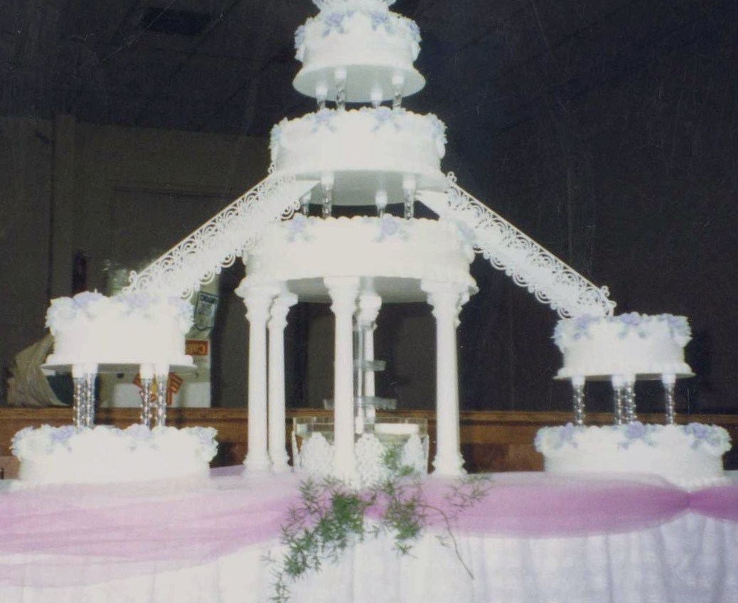 Floyd's Cakes and Cookies: Early Cakes