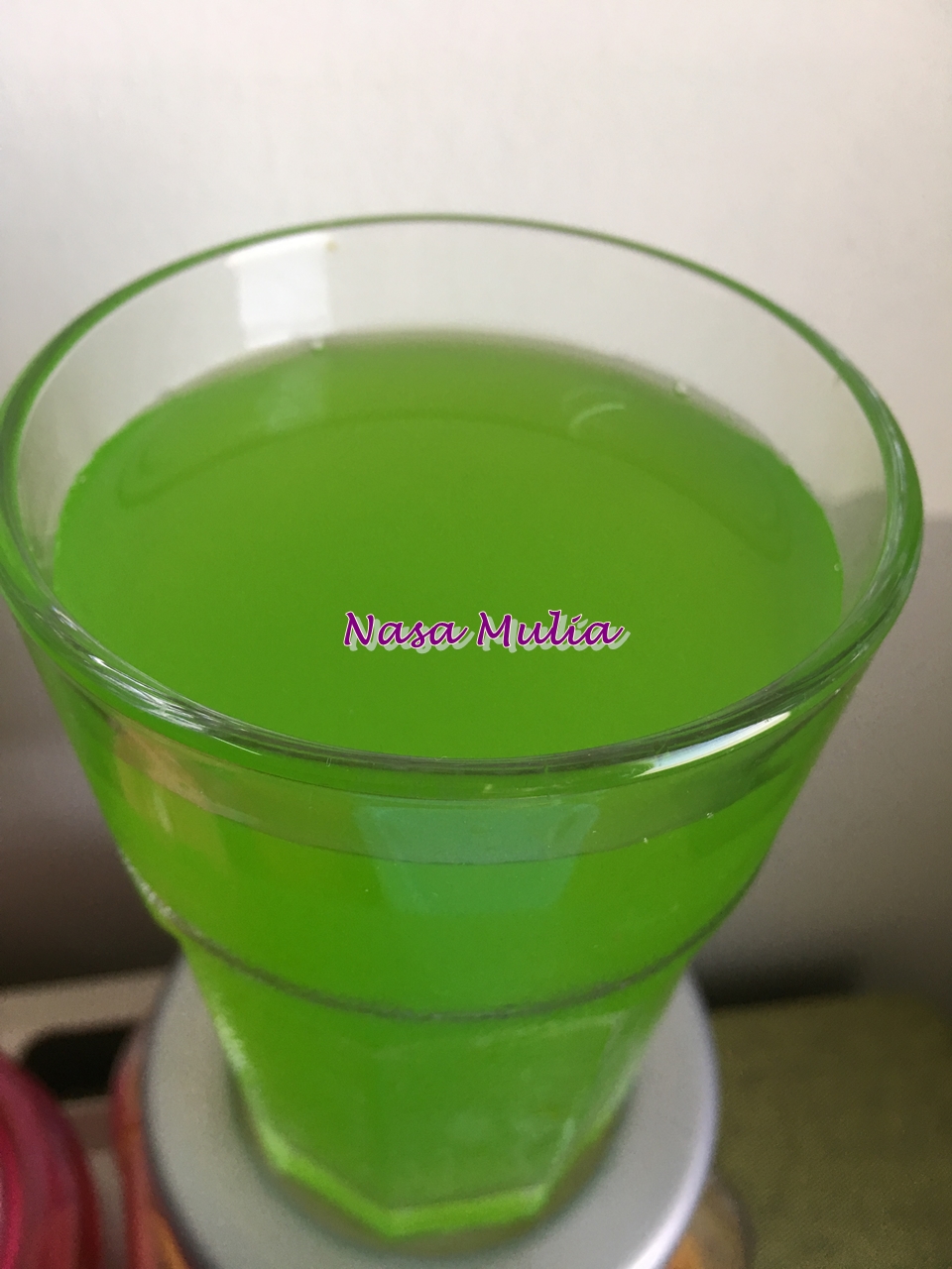 warna warni hidupku..............: Minuman Fanta Hijau..