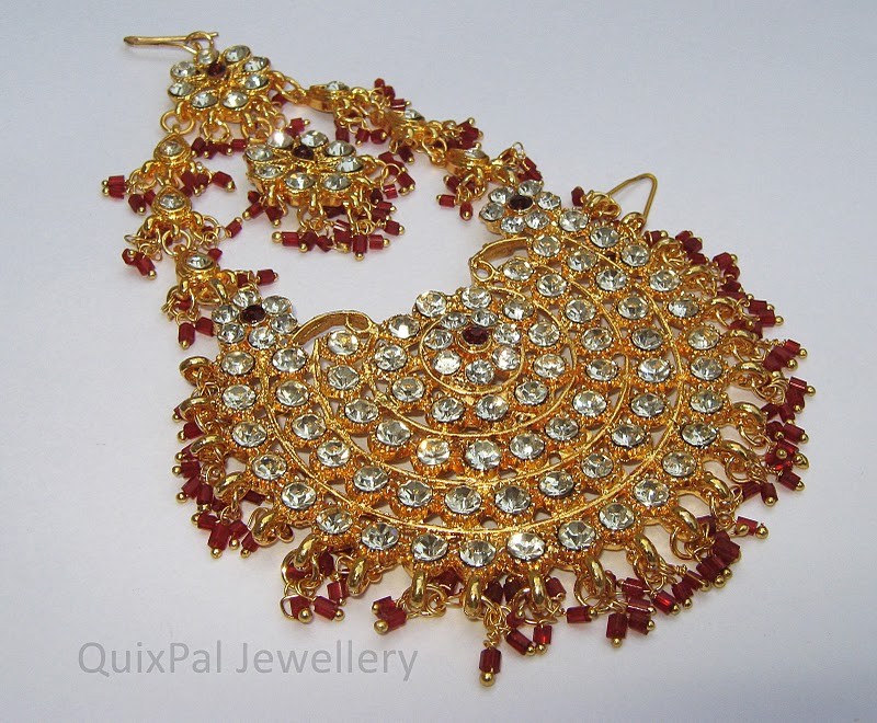 Wedding Planner: A tribute to side Maang Tika, Jhumar and Passa