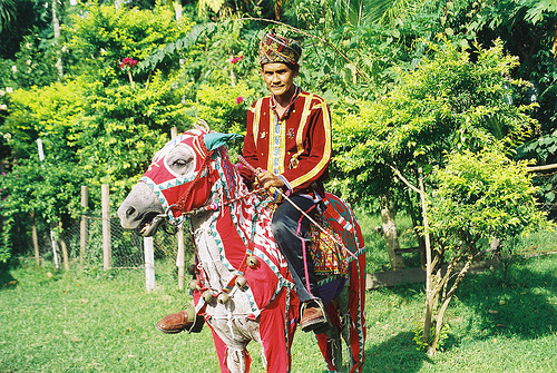 Ini kisahku dan madahku: TARIAN LIMBAI - SUKU KAUM BAJAU, KOTA BELUD, SABAH