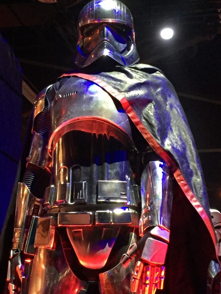 SNEAK PEEK : "Star Wars: The Force Awakens" - 'Captain Phasma'