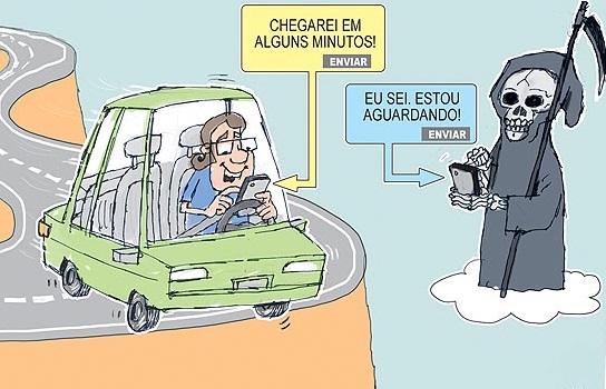 .: DIRIGINDO, NÃO USE O CELULAR