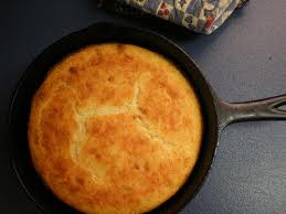 Countryside Recipes: Cracklin Cornbread