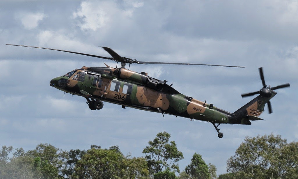 Central Queensland Plane Spotting: A Pair of Australian Army Blackhawk ...