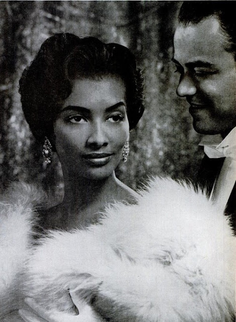 Vintage Photos of the First Well-Known Black Model Helen Williams in ...