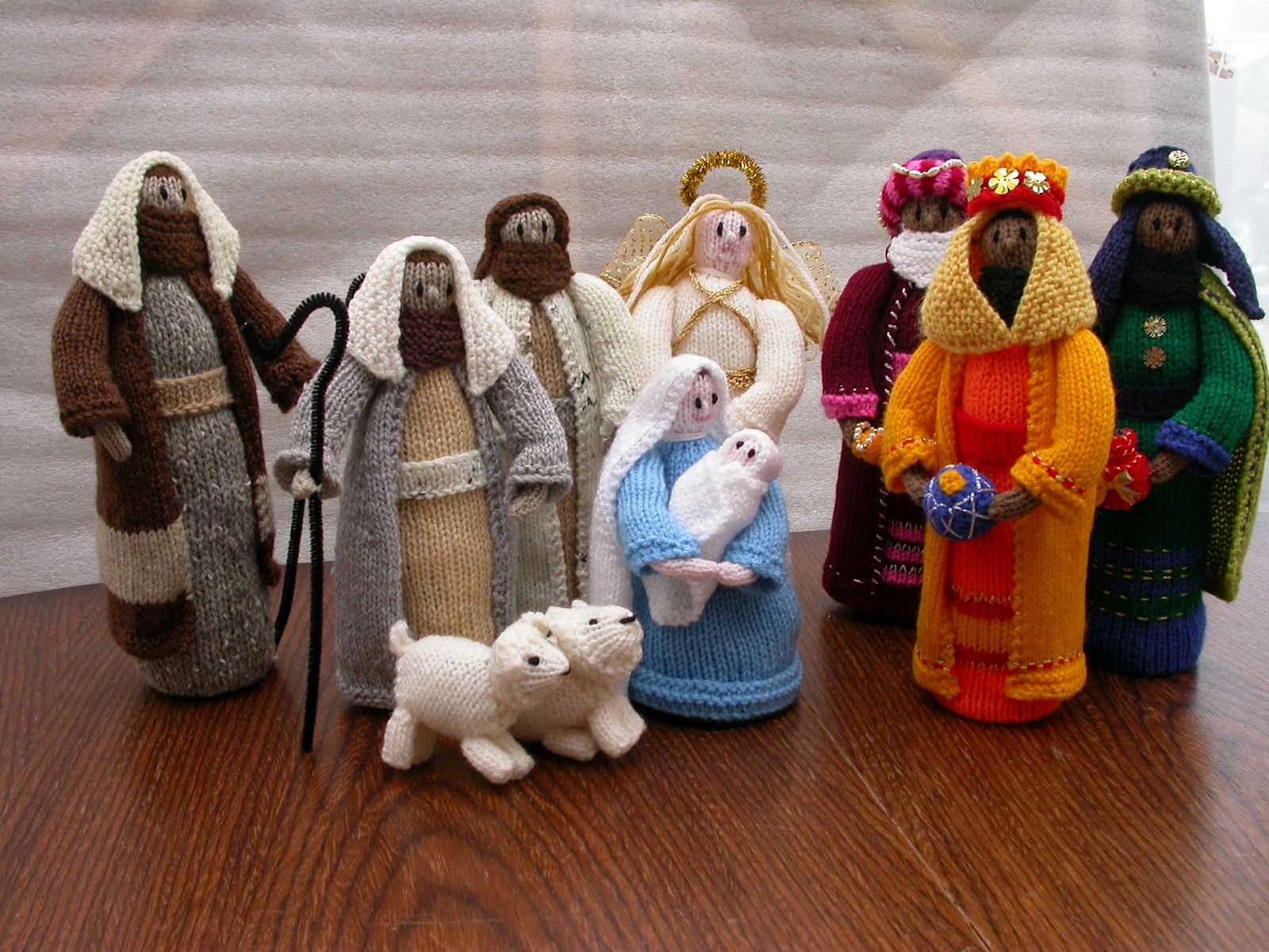 Butterfly Cottage Arts: Knitted Nativity Sets