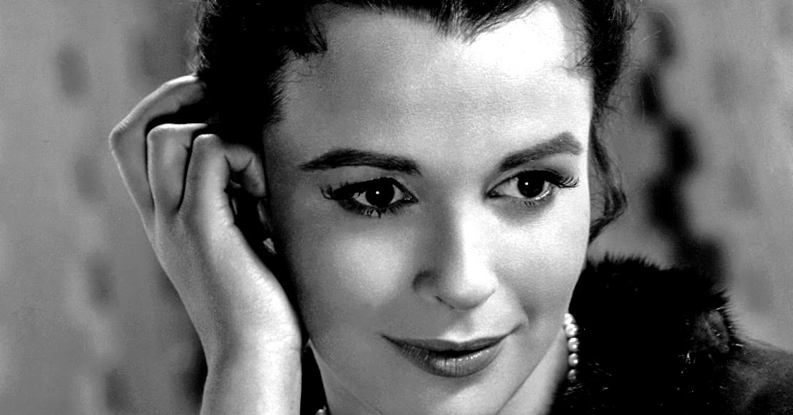BIOGRAPHIES II: Claire Bloom