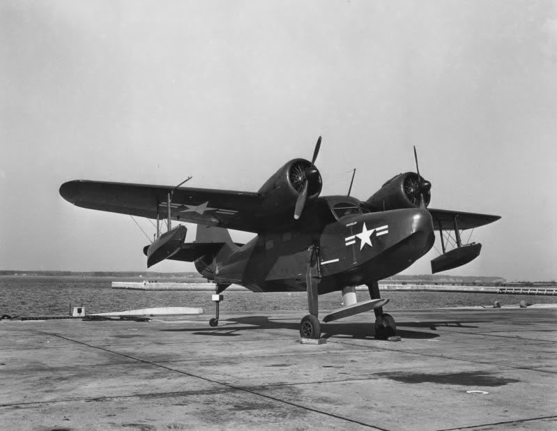 Des pilotes et des avions.: :Grumman JRF-5 Goose with hydrofoils