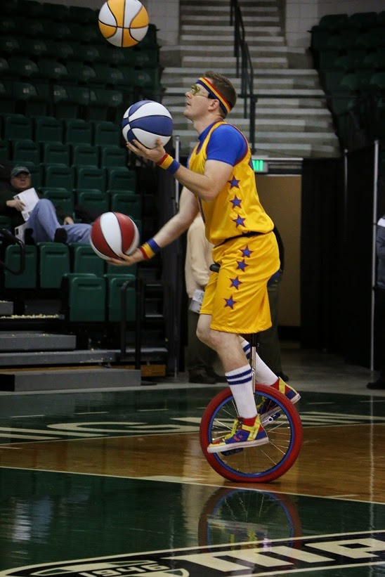 Michigan Exposures: The Halftime Juggler