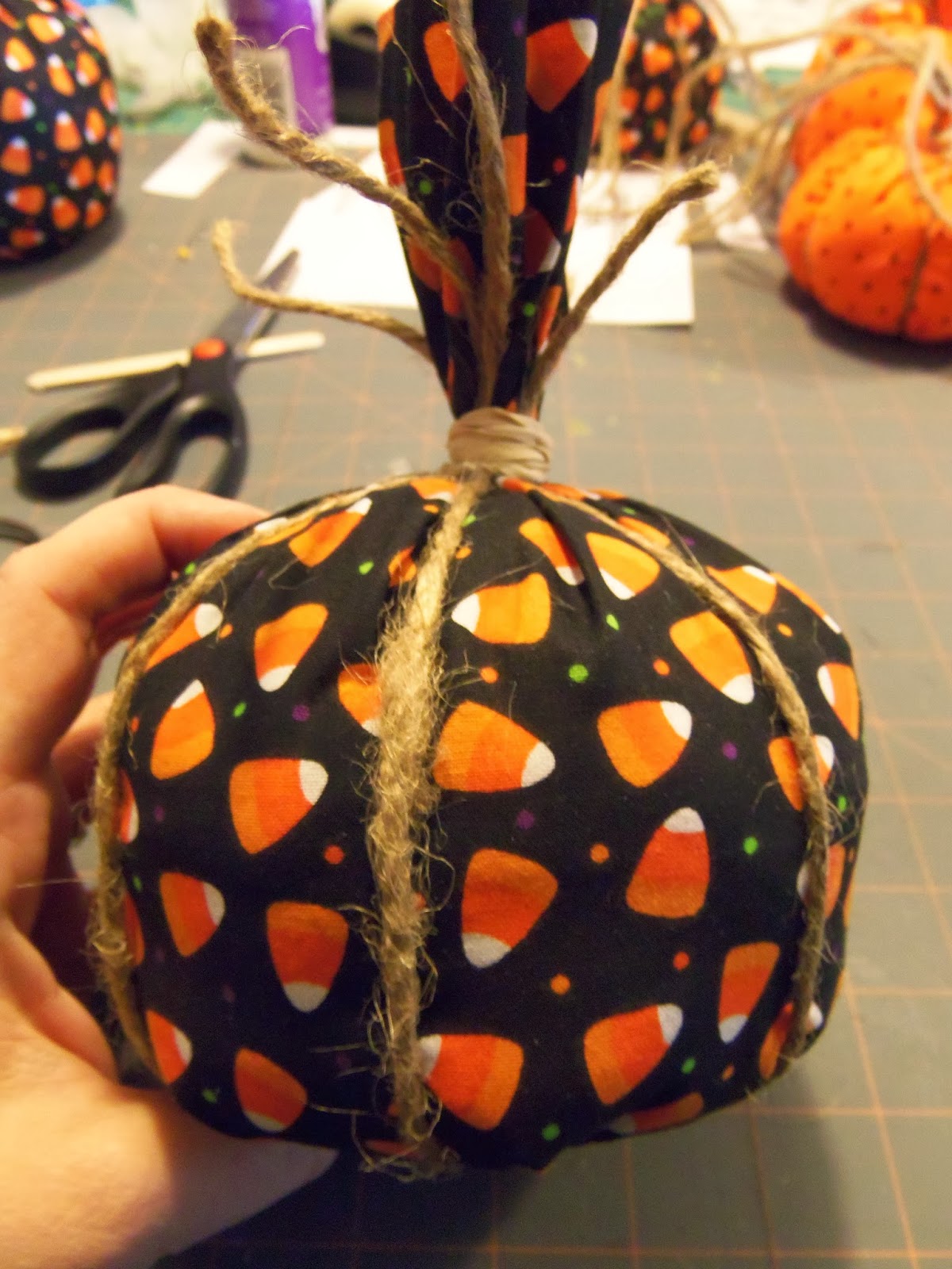Unfinished Finds: DIY Fabric Pumpkin Tutorial