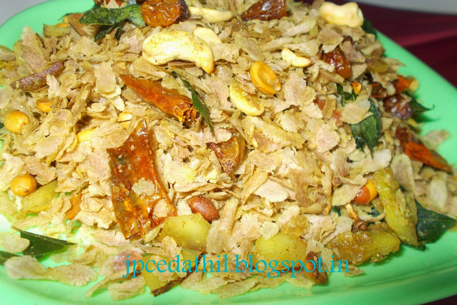 Kerala Traditional and Other Recipes: AVAL MIXTURE / BEATEN RICE ...