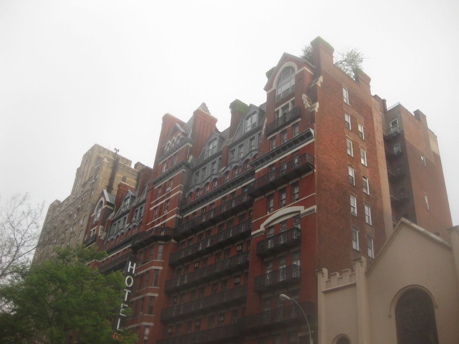 Right Here NYC: The Chelsea Hotel