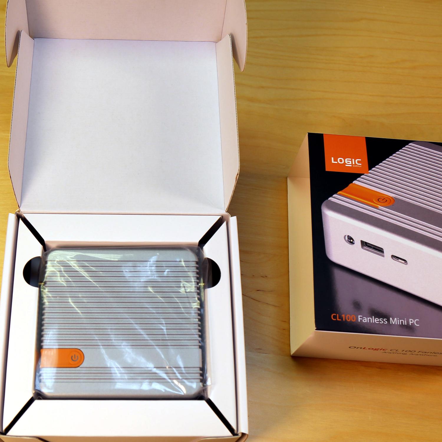 FanlessTech: Unboxing Logic Supply CL100